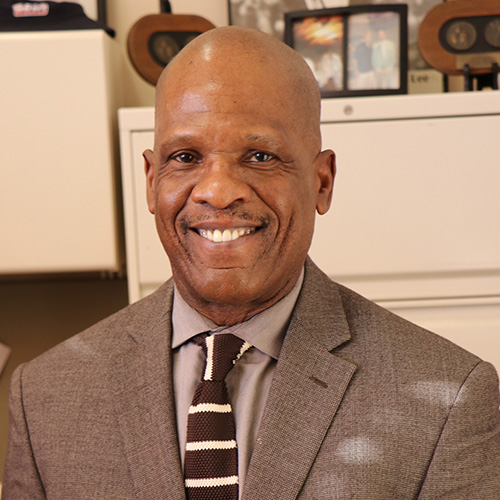 Contact Admissions | Western Connecticut State University