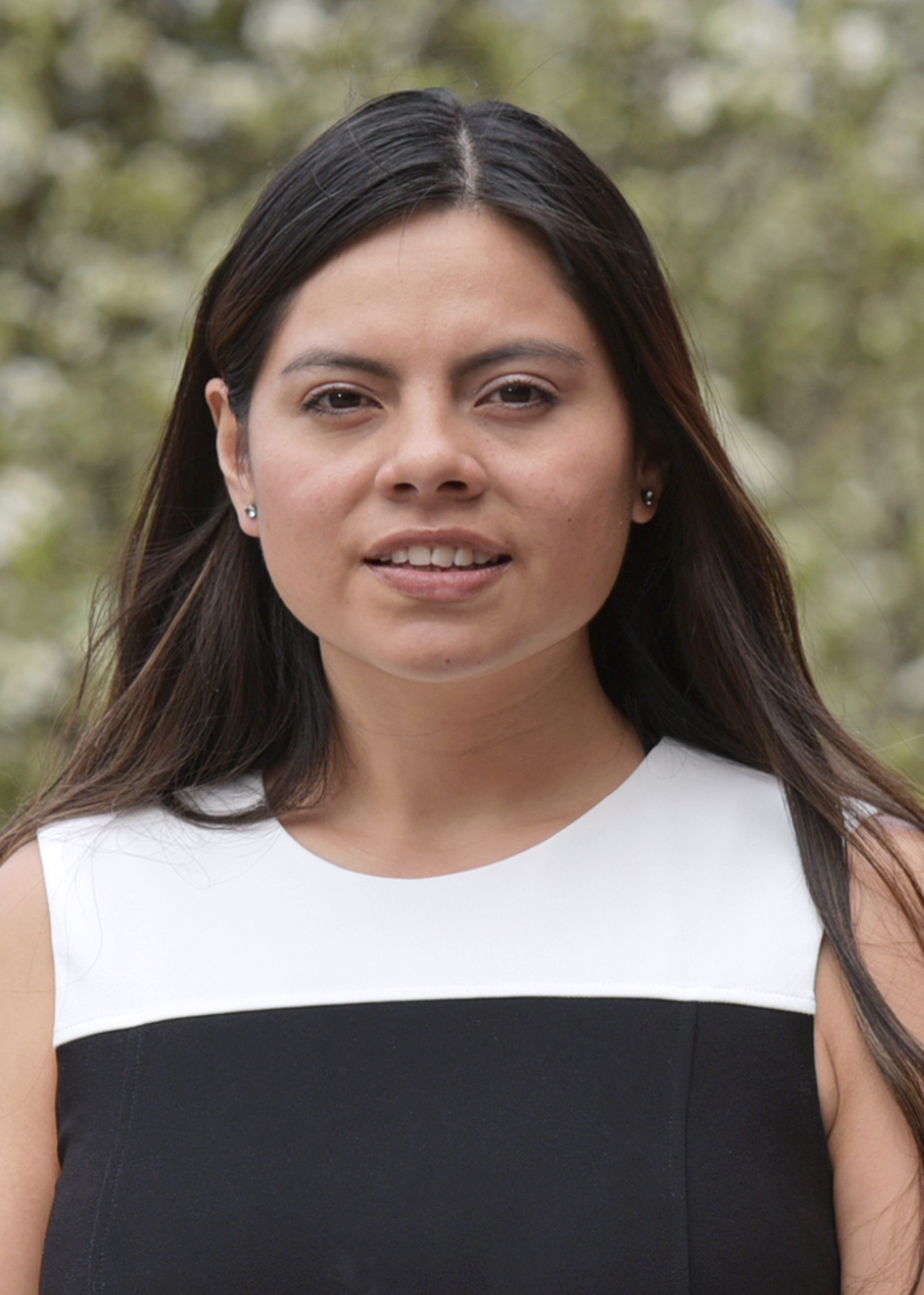 Jessica Calderon – Graduates in the Spotlight
