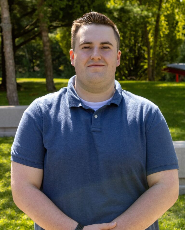 Academic Resource Mentors | Housing & Residence Life